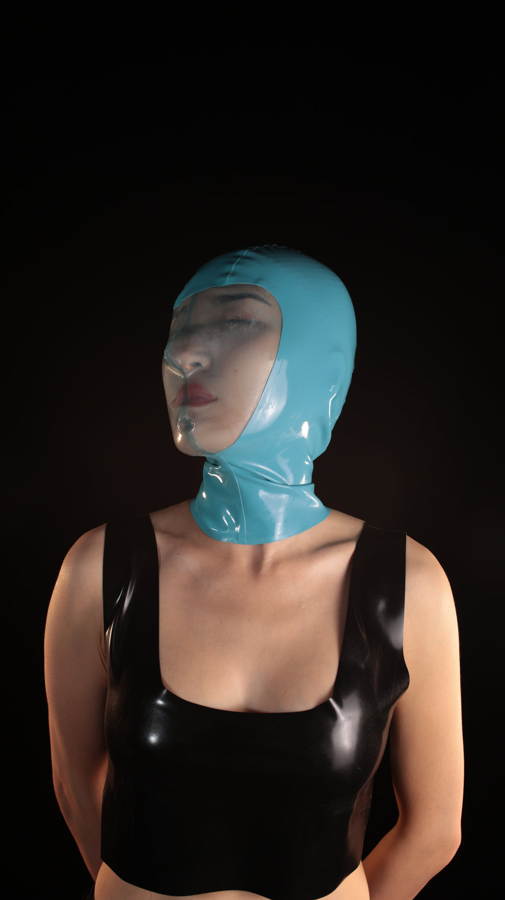Two-Tone Latex Mask – Kenze