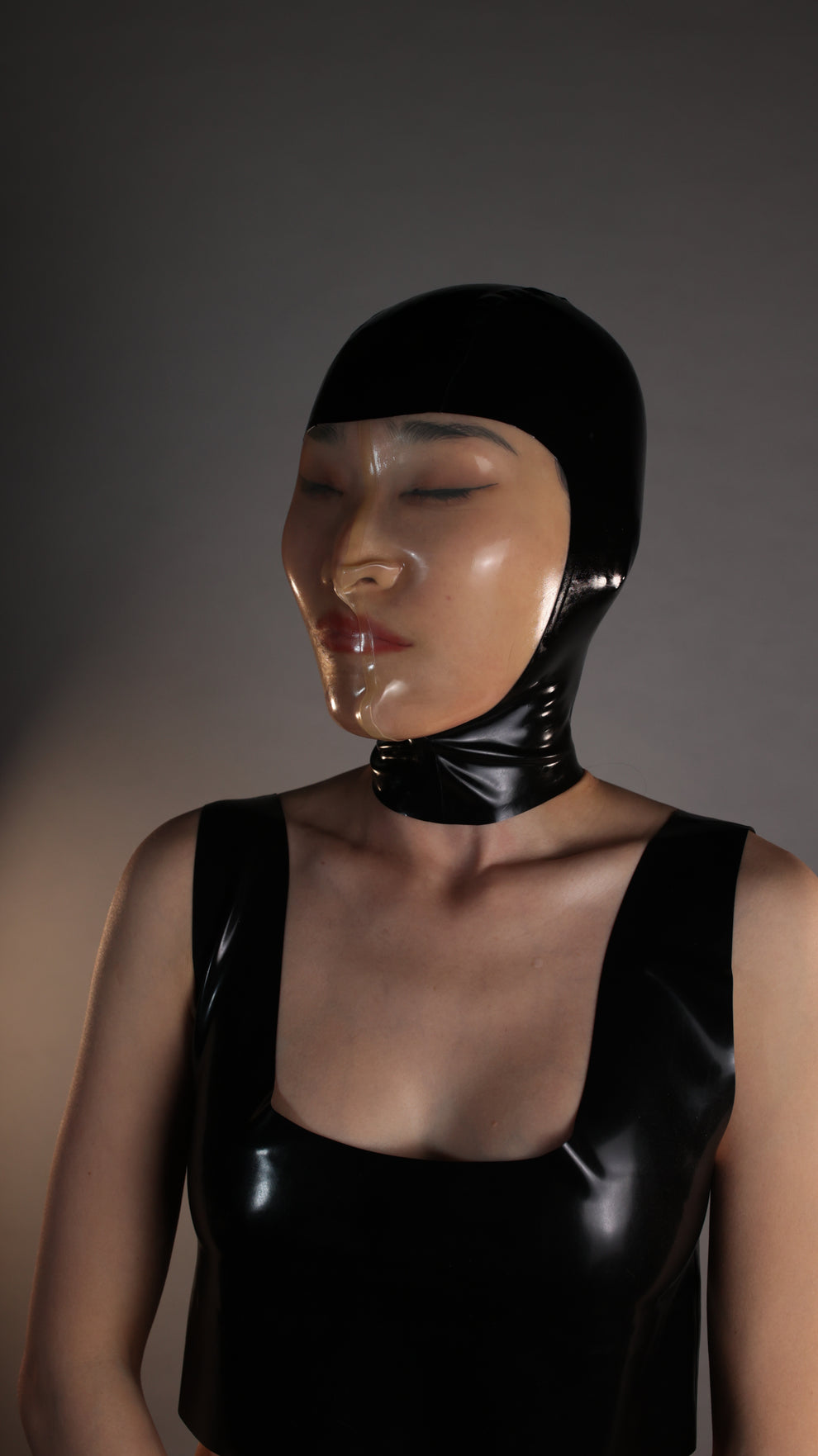 Two-Tone Latex Mask – Kenze